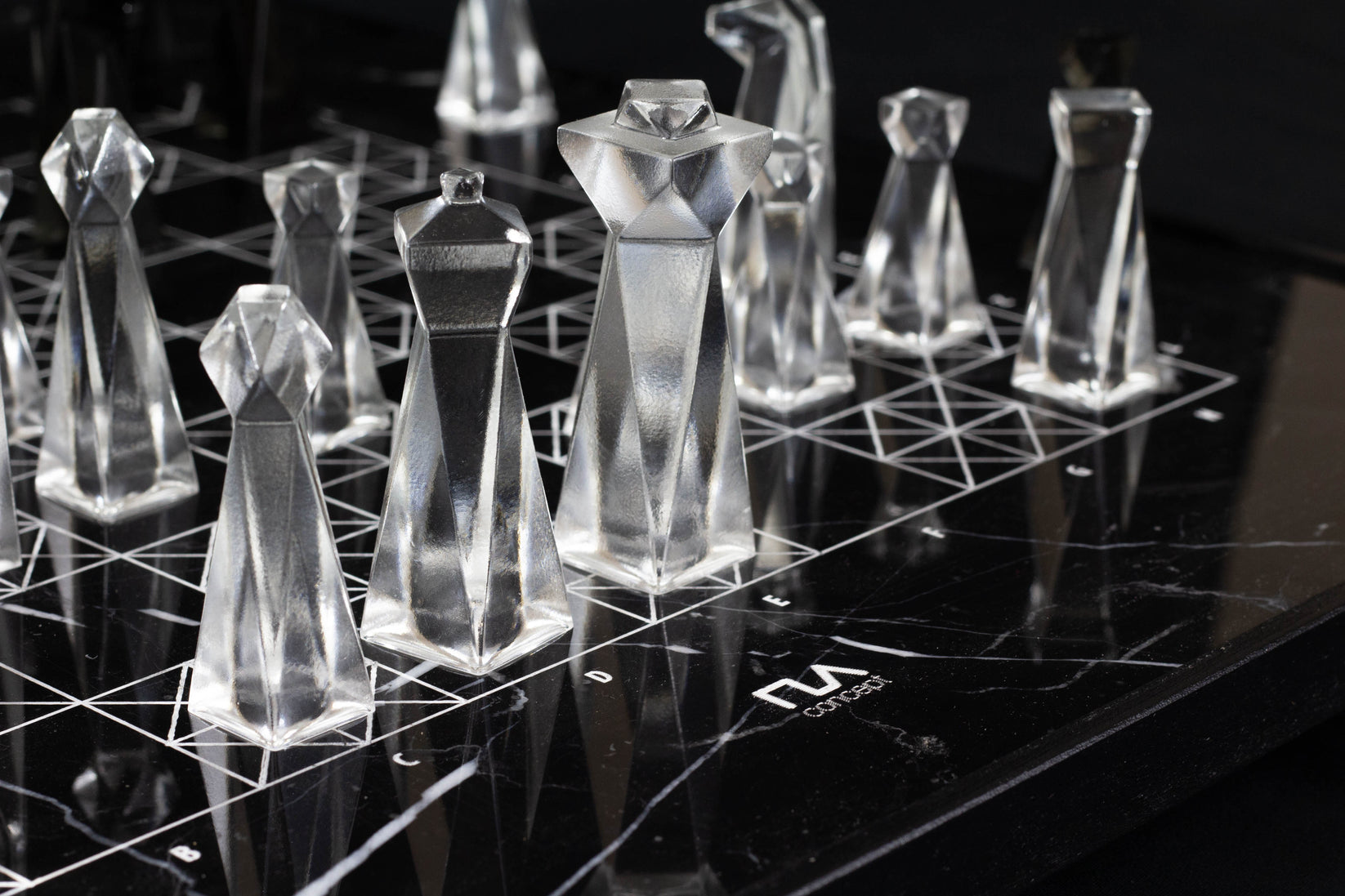 Luxury Chess Set - Modern Geometric Ultra Clear Resin Chess Set – PLA ...